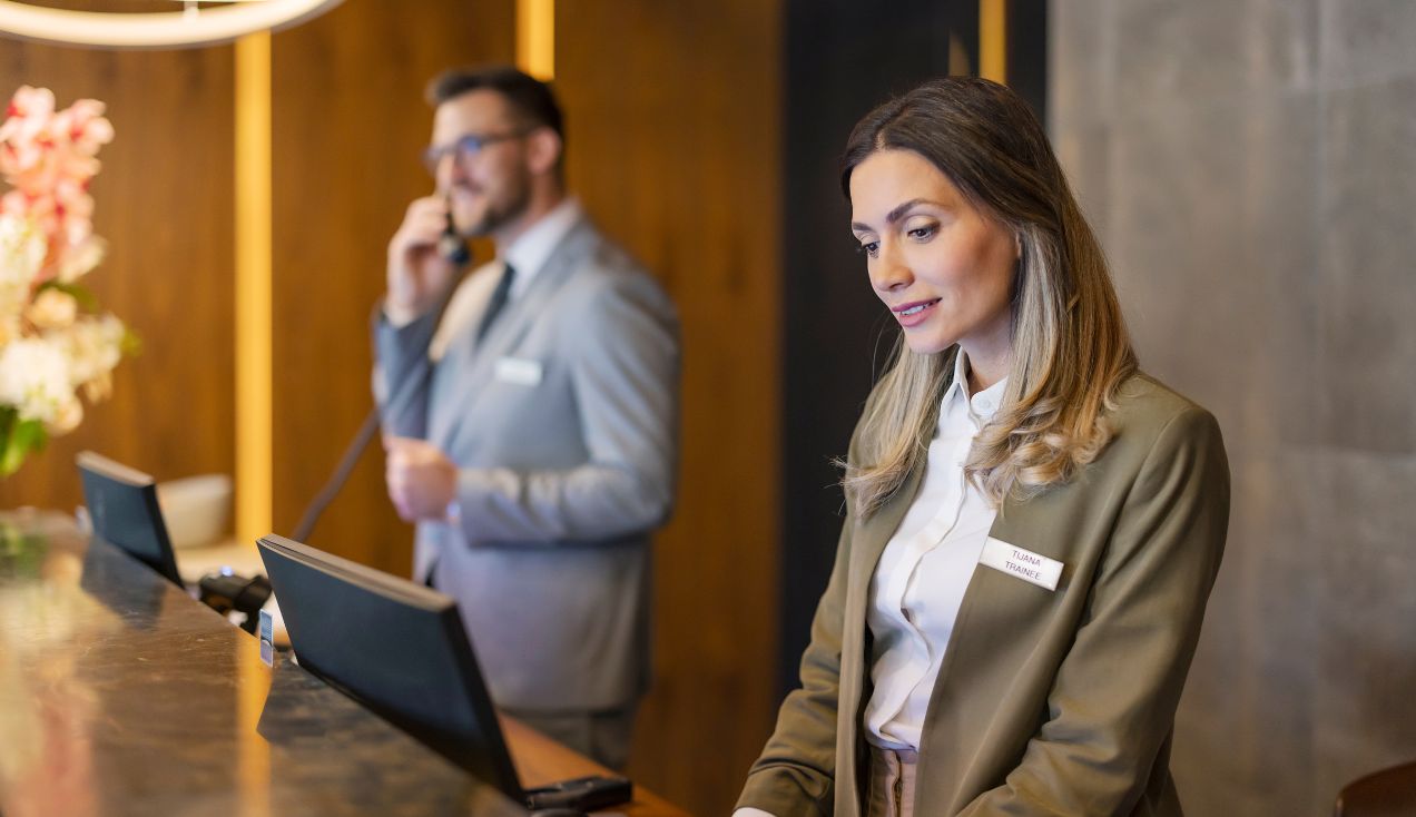 Concierge & Front Desk Security - V-global Security Services